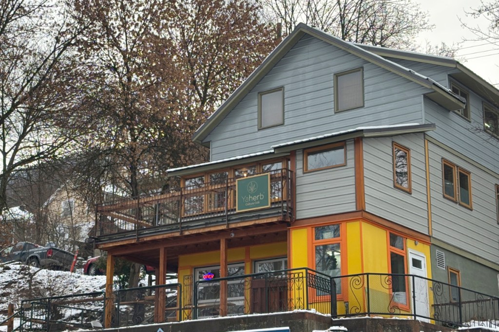 ‘We became a family’: Nelson café for street community shuts down ...