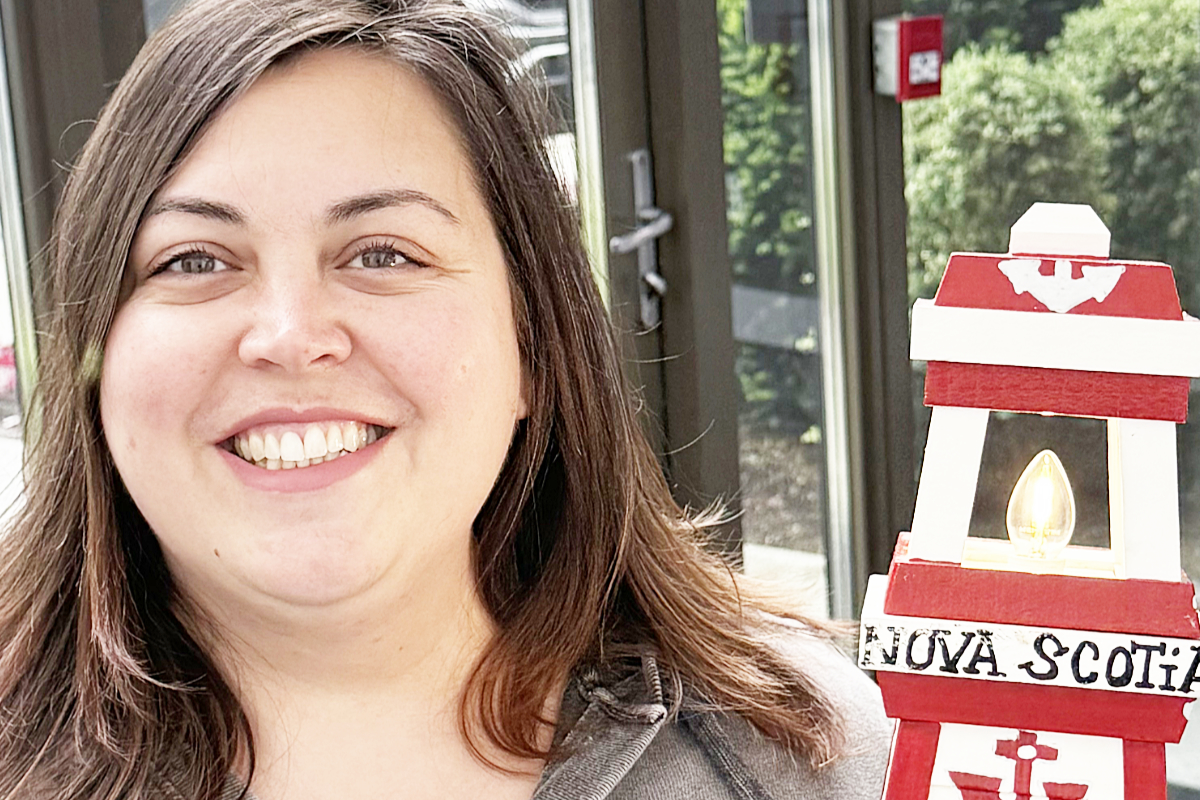 B.C. thrift store find casts warm light on Nova Scotia family ...