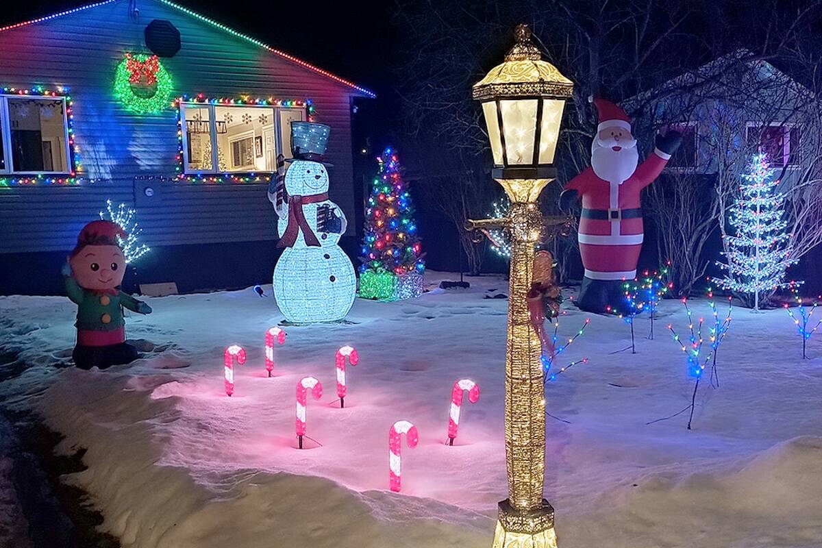 WOLF: How soon is too soon to put up holiday decorations? | Kimberley ...